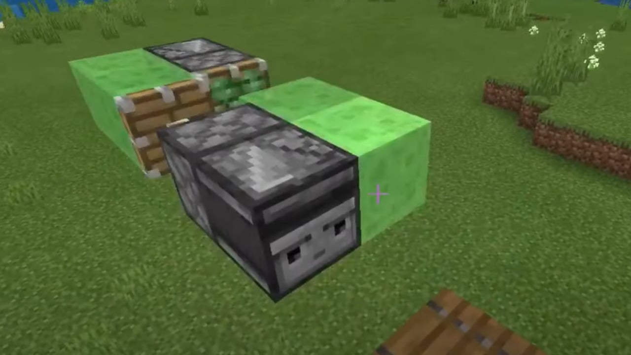 Minecraft: How to Make a Flying Machine | The Nerd Stash