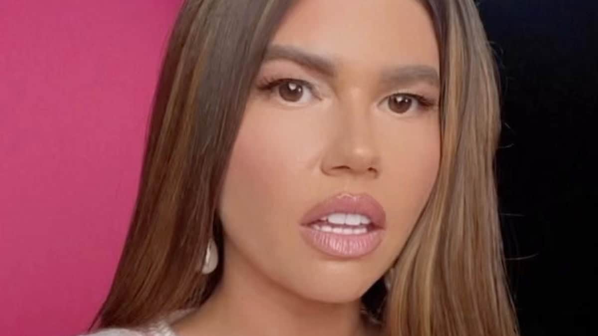 Chanel West Coast 'Awkward' In Minidress & Heels 'Hard To Watch'